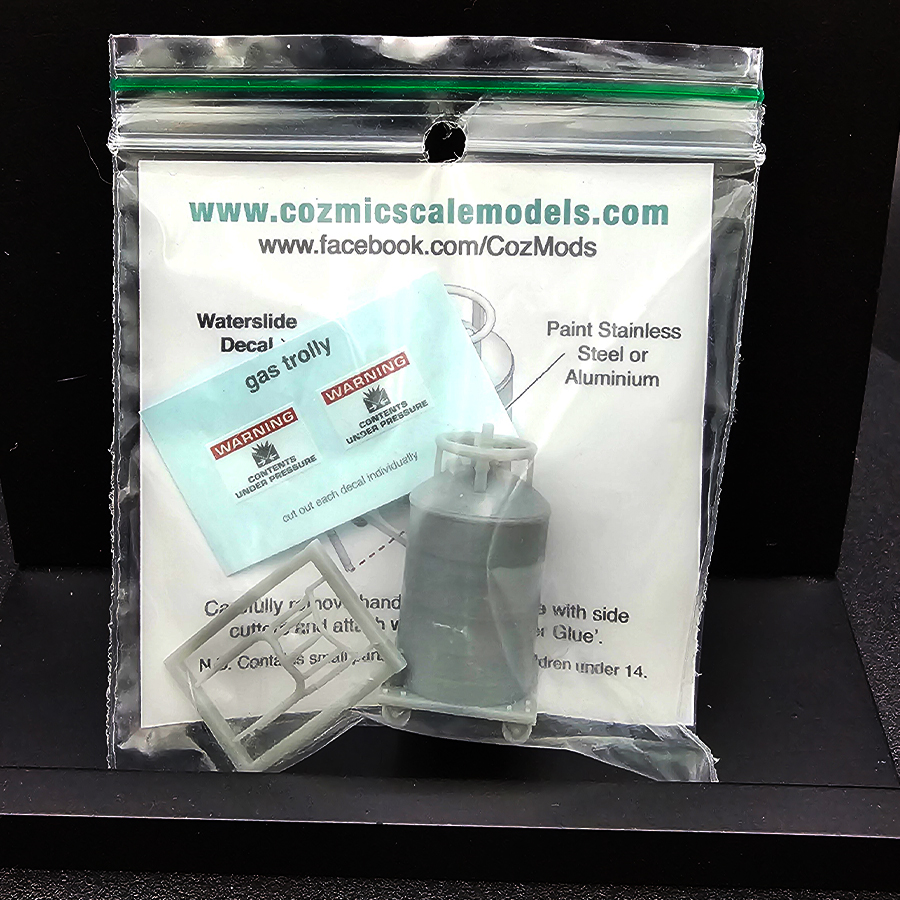 Cozmic Scale Models 1/32 Battlestar Galactica Viper Bay Accessories ...